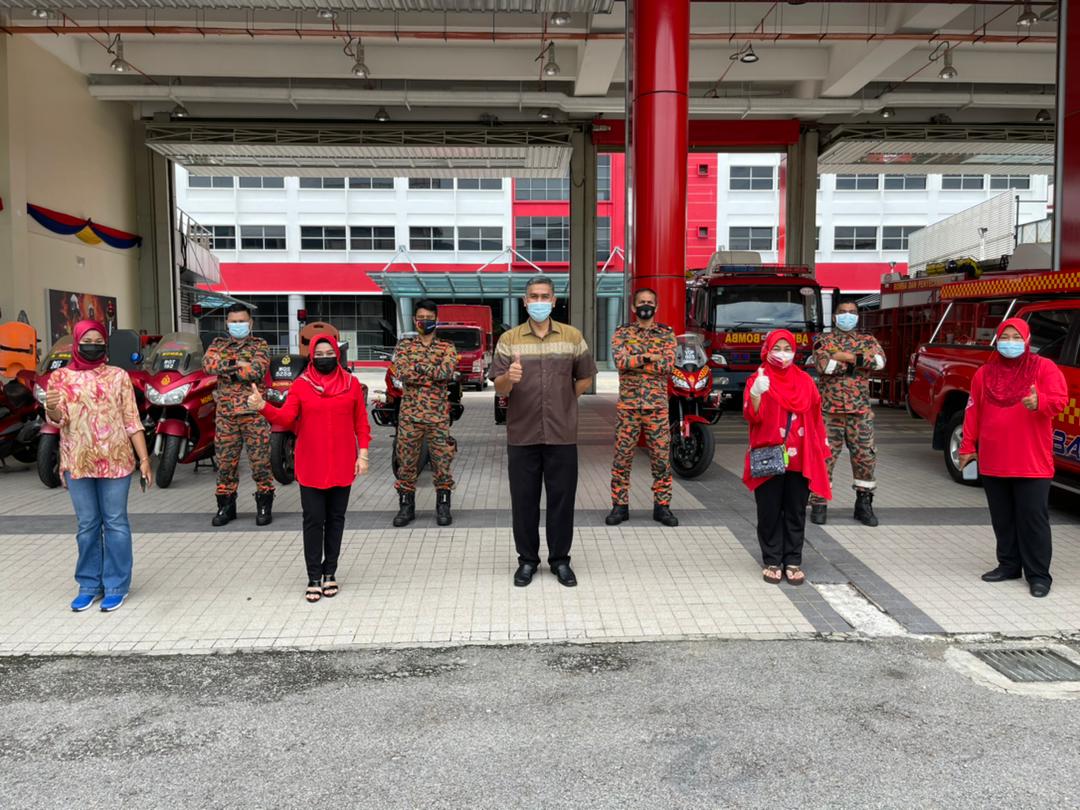 Frontliner Putrajaya Dihargai - Umno Putrajaya